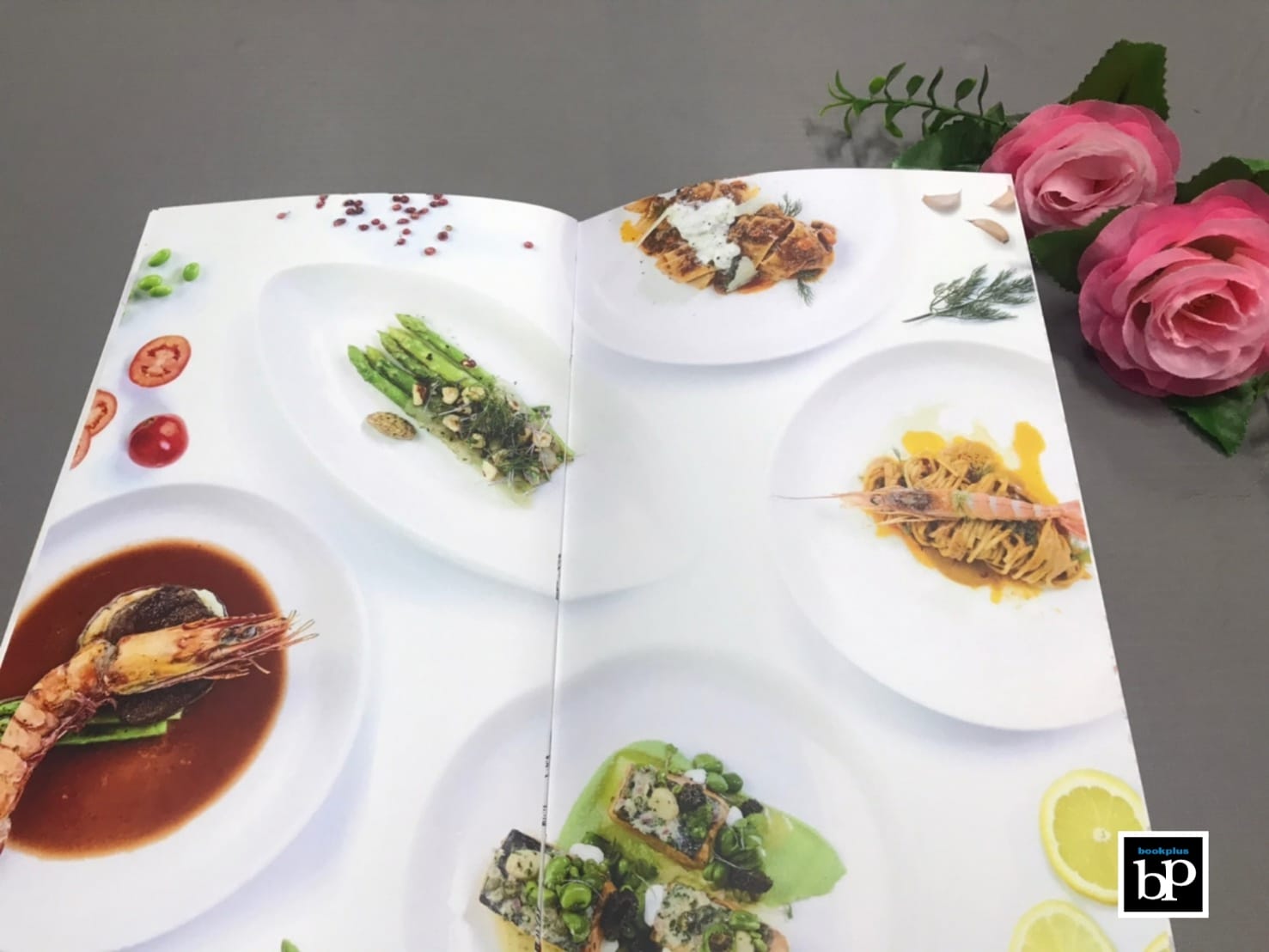 ตัวอย่างงานพิมพ์เมนู White Plate - โรงพิมพ์ดิจิตอล BookPlus โรงพิมพ์ราคาถูก